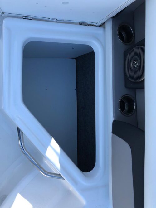 2020 Four Winns HD220 OB | Bridge Marina